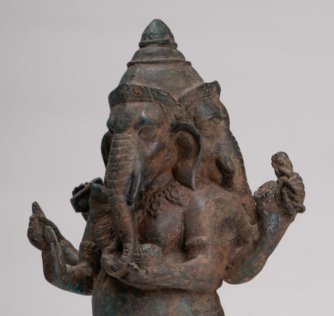Why Ganesha Statue Placed at Entrance: Protection, Vastu, Beginnings ...
